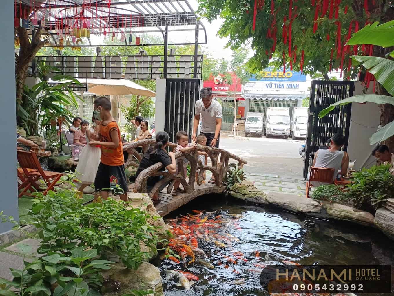 Top 15 Beautiful Koi Fish Coffee Shops In Da Nang - HanamiHotel.Com